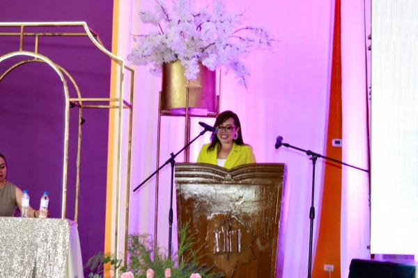 Aidé López De Anda madrina de la Generación 2020-2024 de la Escuela ...