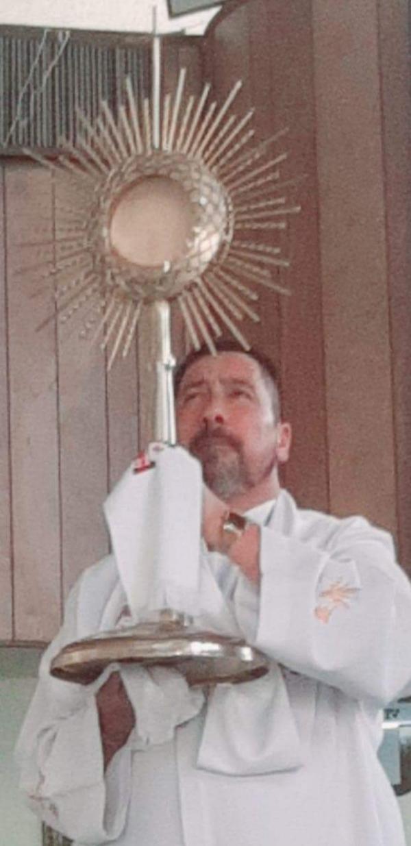 Amenazan de muerte al sacerdote Javier Chávez Molina, la comunidad ...