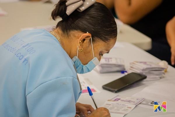Facilita municipio de Meoqui trámite de tarjeta “Juntas Podemos Ahorrar ...